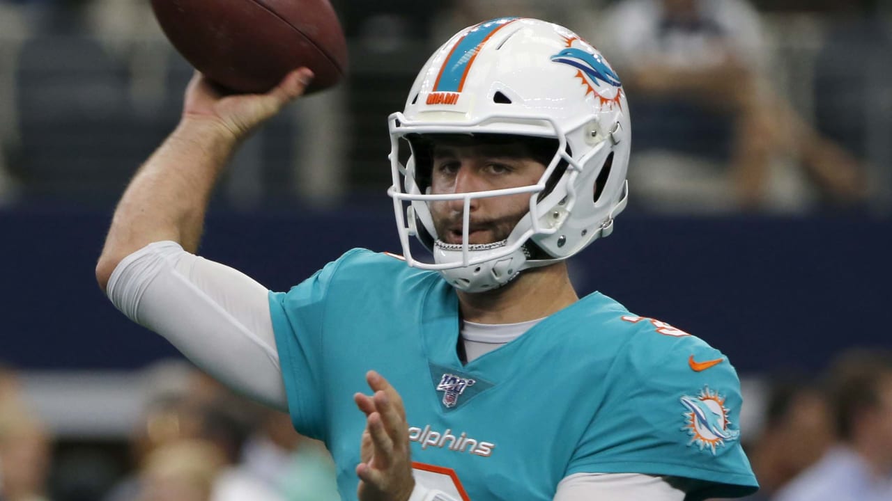 Flores: Josh Rosen is Dolphins QB for rest of season