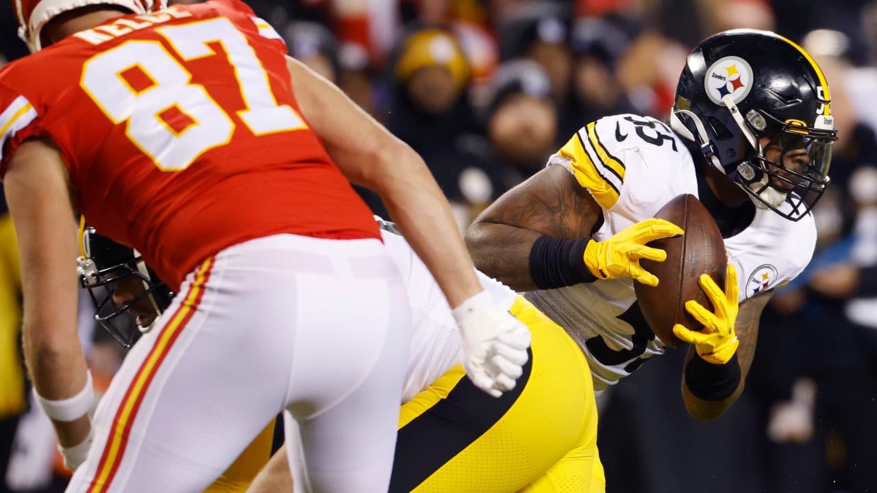 Can't-Miss Play: Pittsburgh Steelers defensive end T.J. Watt bats a ...