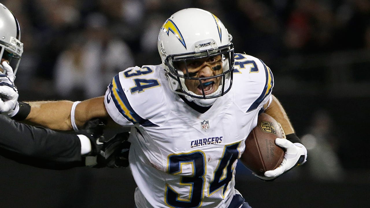 Patriots add Donald Brown to backfield mix