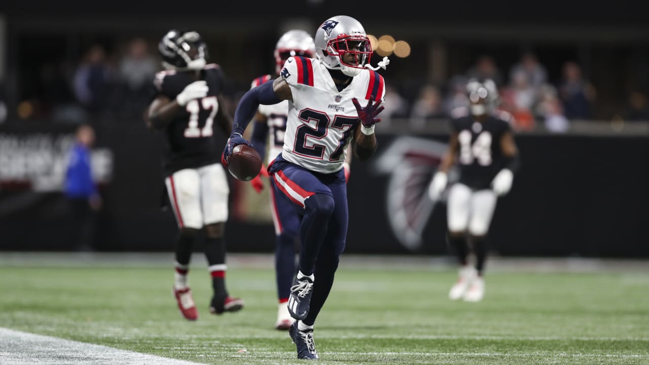 New England Patriots cornerback J.C. Jackson's sideline tightrope act ...