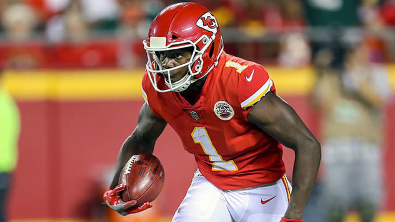 Watch every angle of Byron Pringle's tough stiff arm | True View