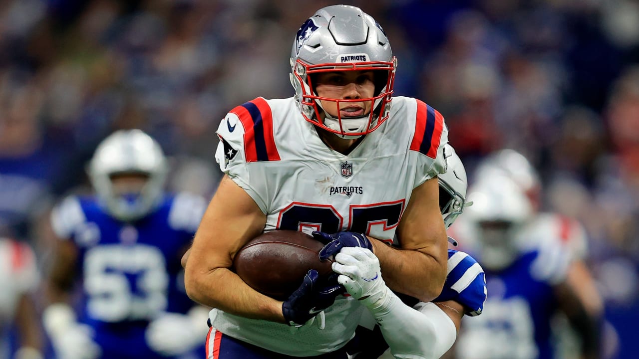 Every New England Patriots tight end Hunter Henry catch in 2-TD game ...