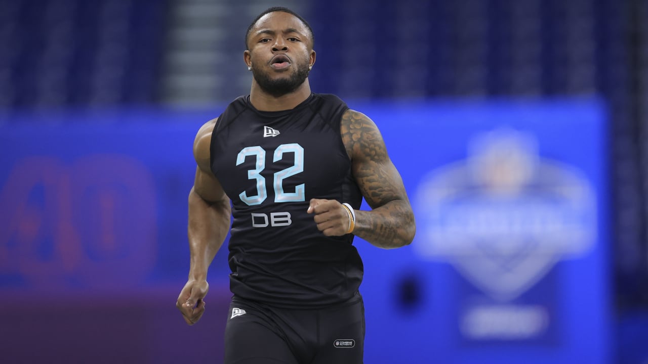 Defensive back Josh Thompson runs official 4.40-second 40-yard dash at ...