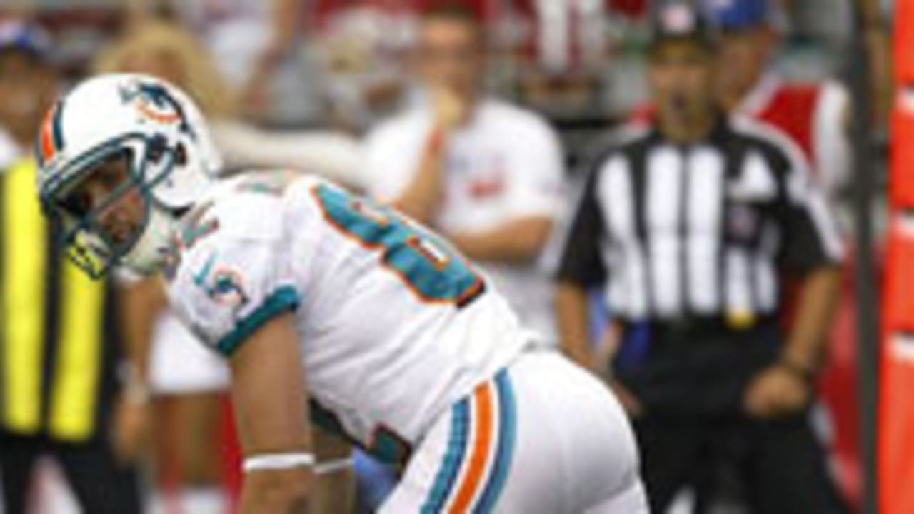 Brian Hartline, Miami Dolphins talking contract