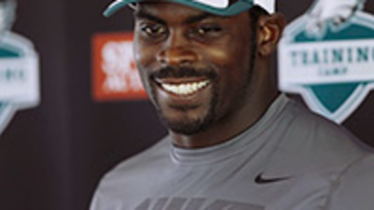Michael Vick: I added 'four pounds of pure muscle'