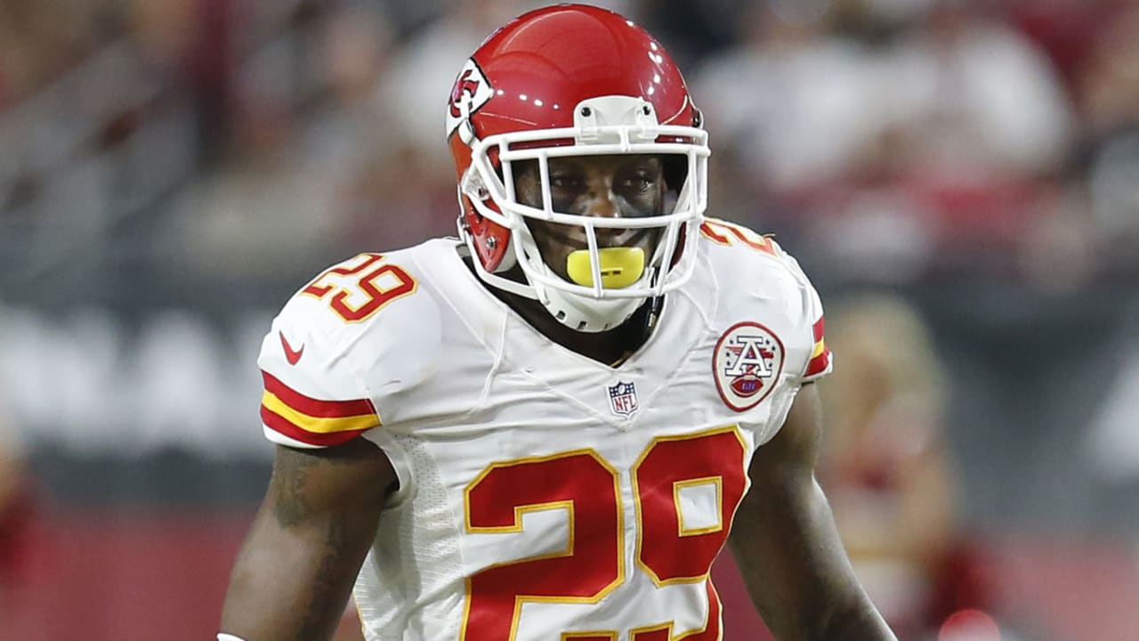 Eric Berry emotional after Arrowhead return