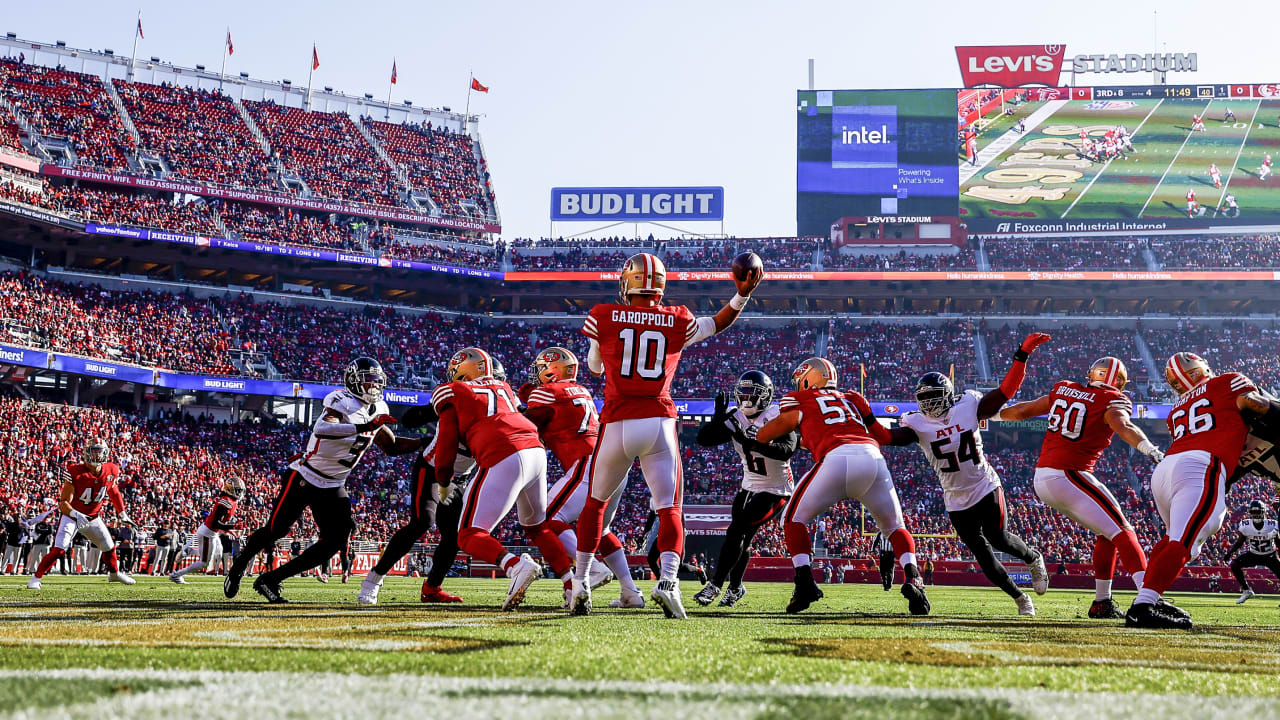 San Francisco 49ers hold steady for a strong goal-line stand on the ...