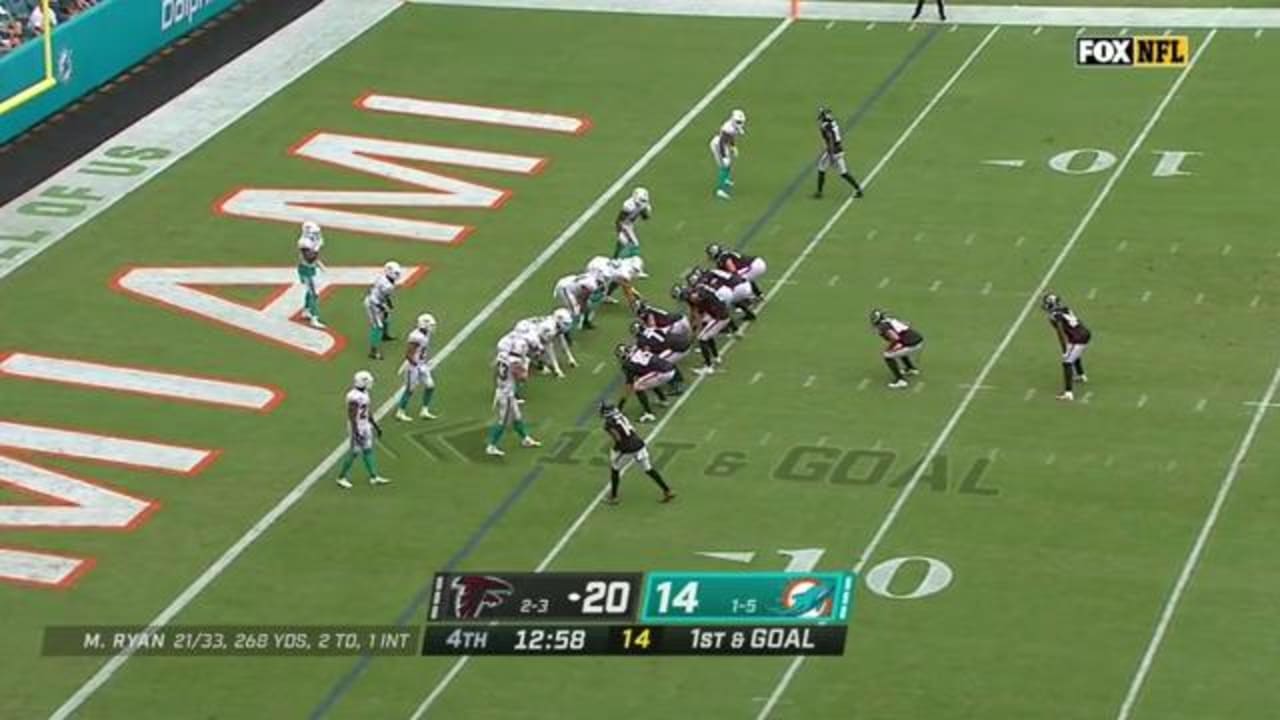 Atlanta Falcons running back Cordarrelle Patterson punches it in for TD ...