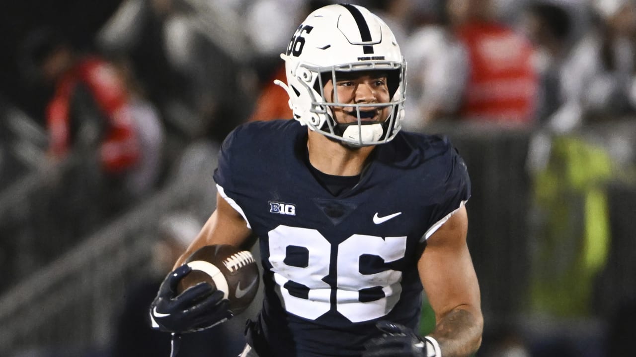 Jacksonville Jaguars select tight end Brenton Strange with No. 61 pick ...