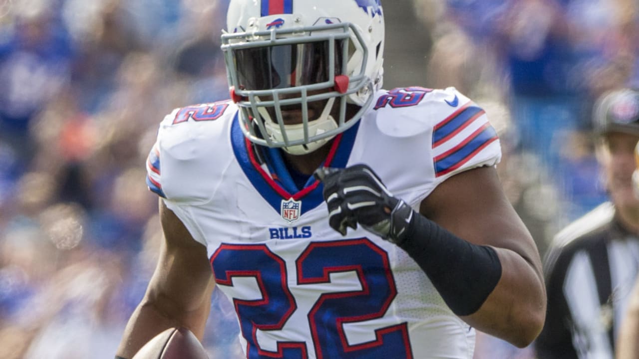 Fred Jackson visits with Seattle Seahawks