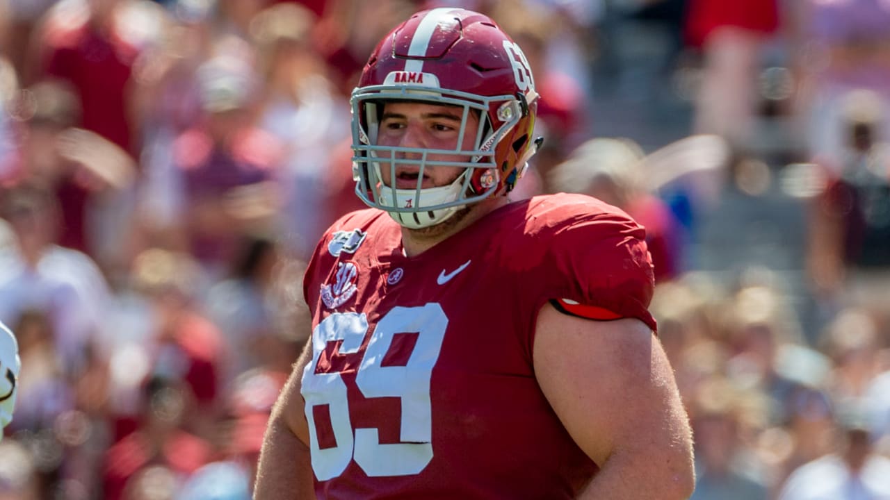 Eagles Select Alabama C Landon Dickerson At No 37