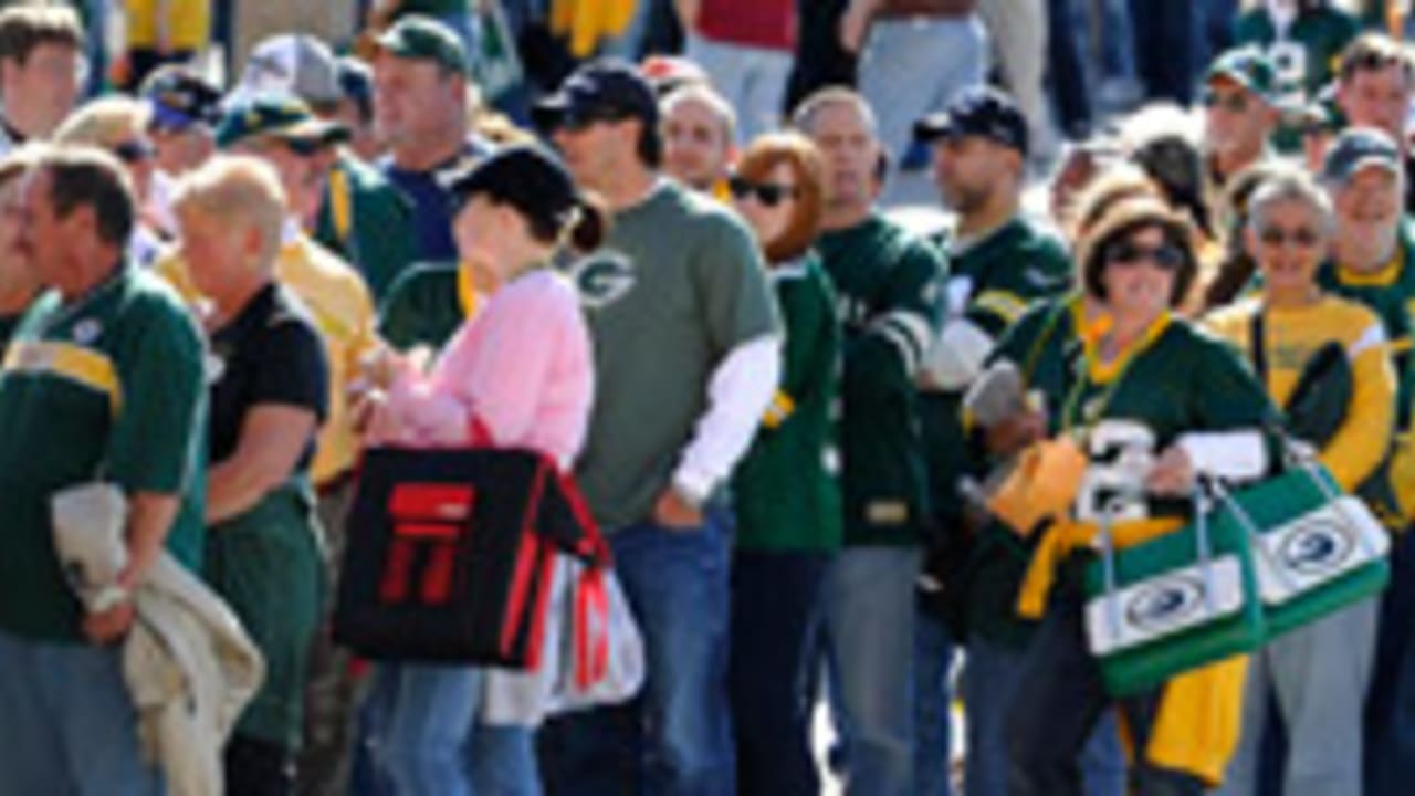 NFL's new bag policy to improve public safety at games