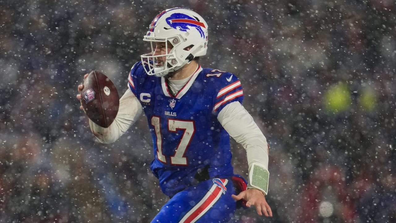 Top 10 Buffalo Bills quarterback Josh Allen plays | 2022 season