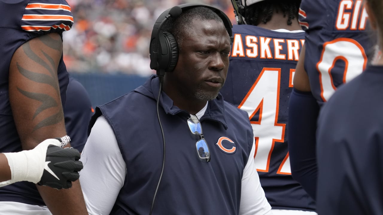 Bears defensive coordinator Alan Williams resigns from position with team