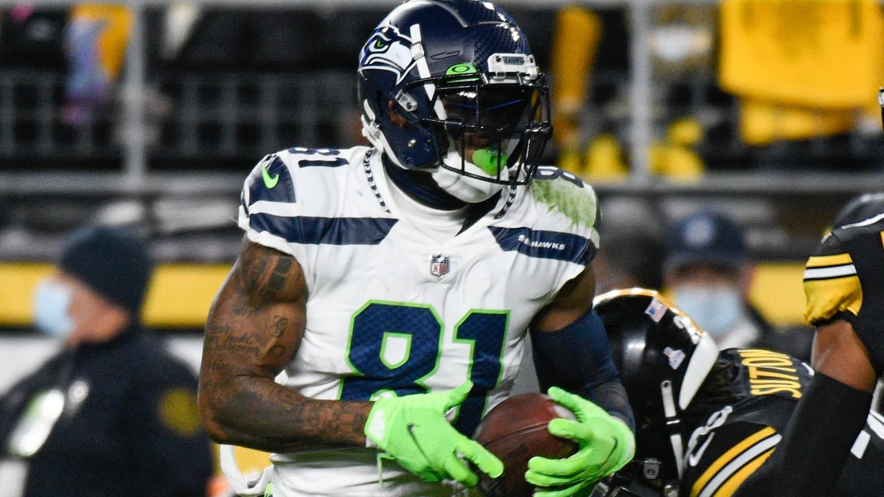 Seattle Seahawks tight end Gerald Everett goes BEAST MODE breaking ...