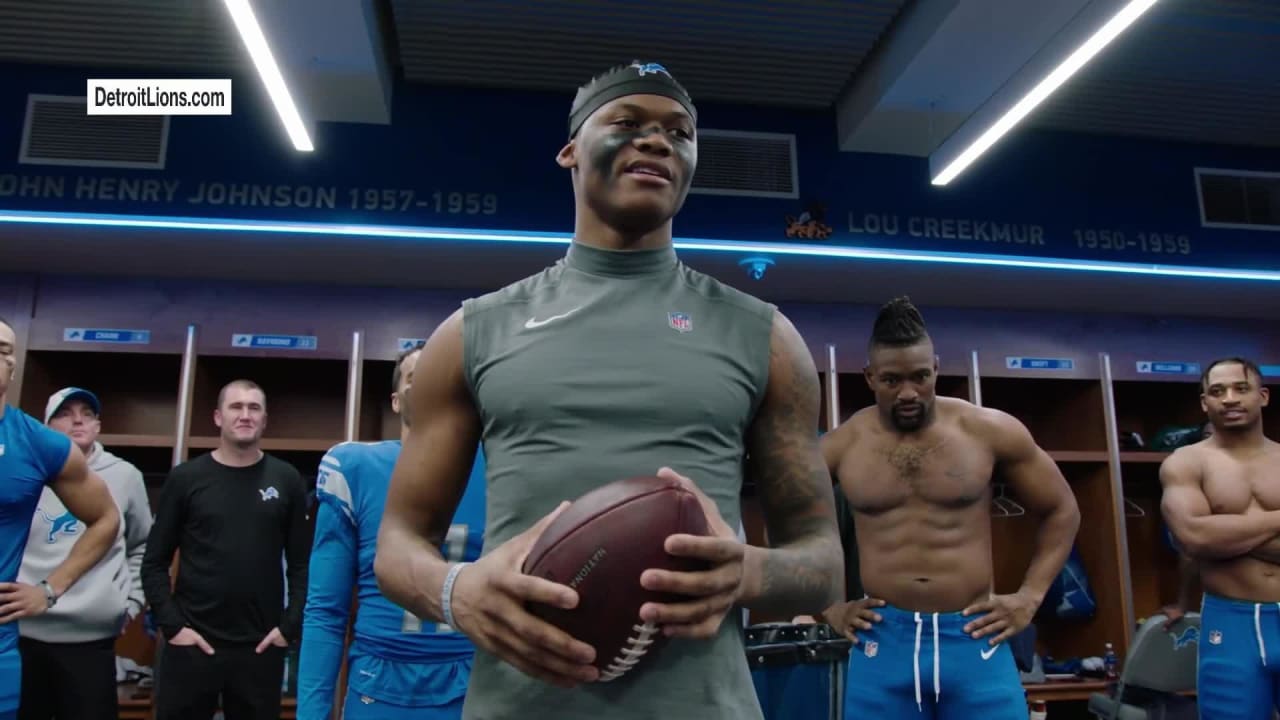 Detroit Lions head coach Dan Campbell awards game ball to wide receiver ...
