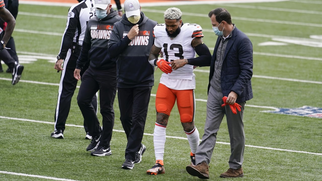 Browns WR Odell Beckham out for season with torn ACL