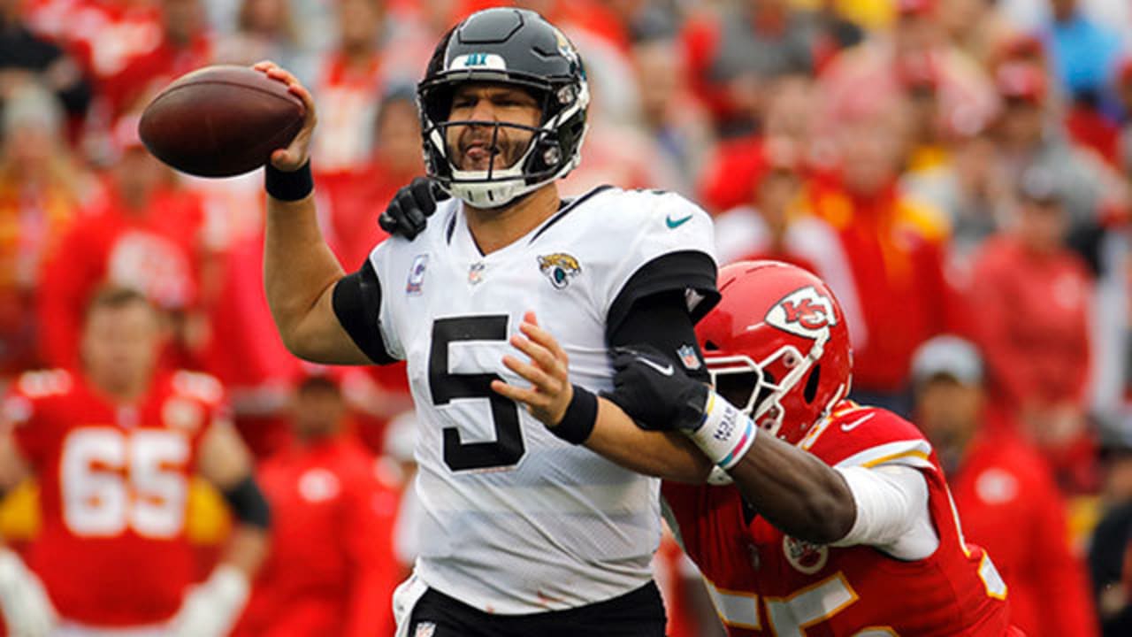 Dee Ford strip-sacks Bortles on first play after Mahomes' INT