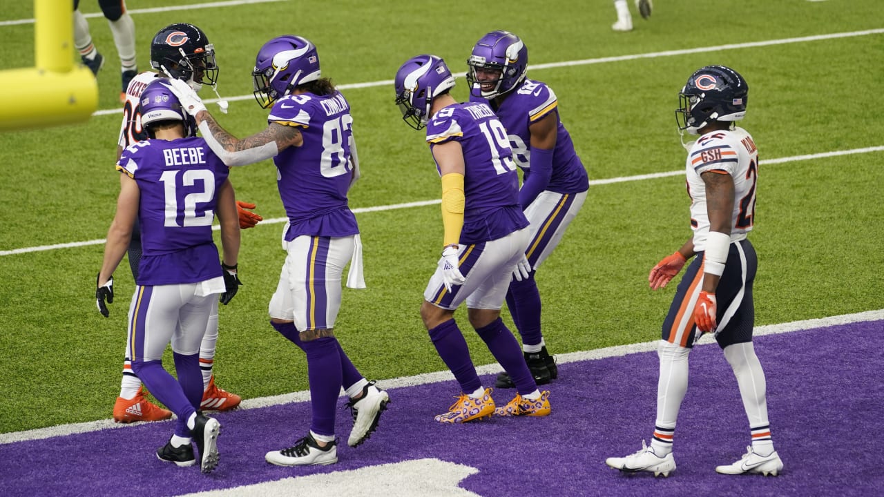 Minnesota Vikings quarterback Kirk Cousins finds WIDE-OPEN wide ...