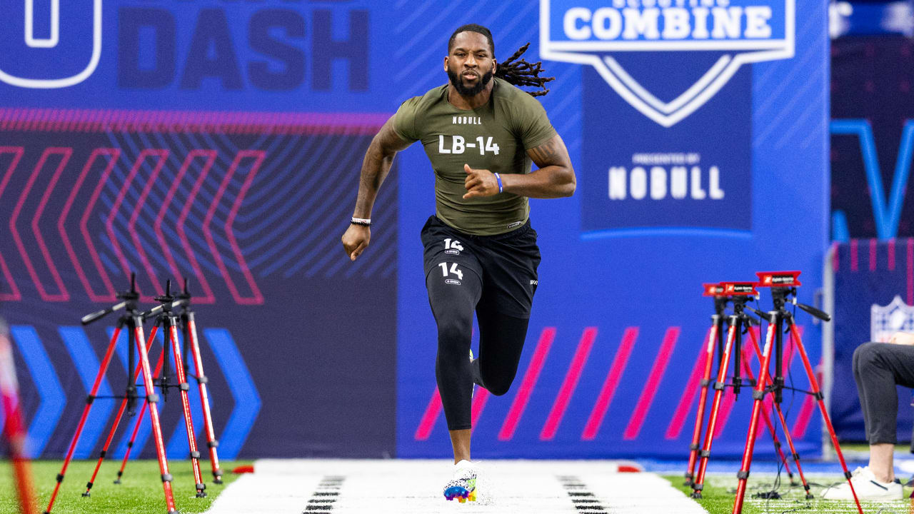 EDGE Andre Jones Jr. runs the 40-yard dash at the 2023 NFL Scouting Combine