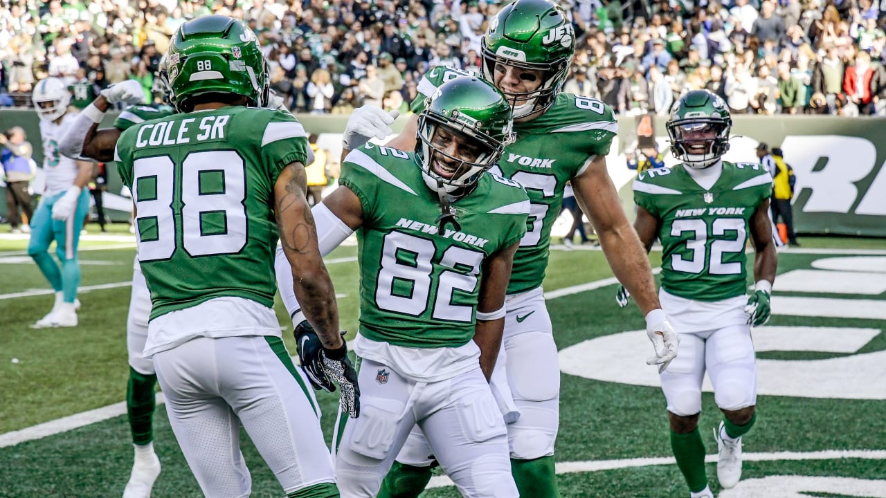 New York Jets wide receiver Jamison Crowder left all alone for fourth ...