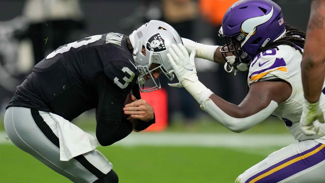 Minnesota Vikings defensive tackle Armon Watts tracks down Las Vegas ...