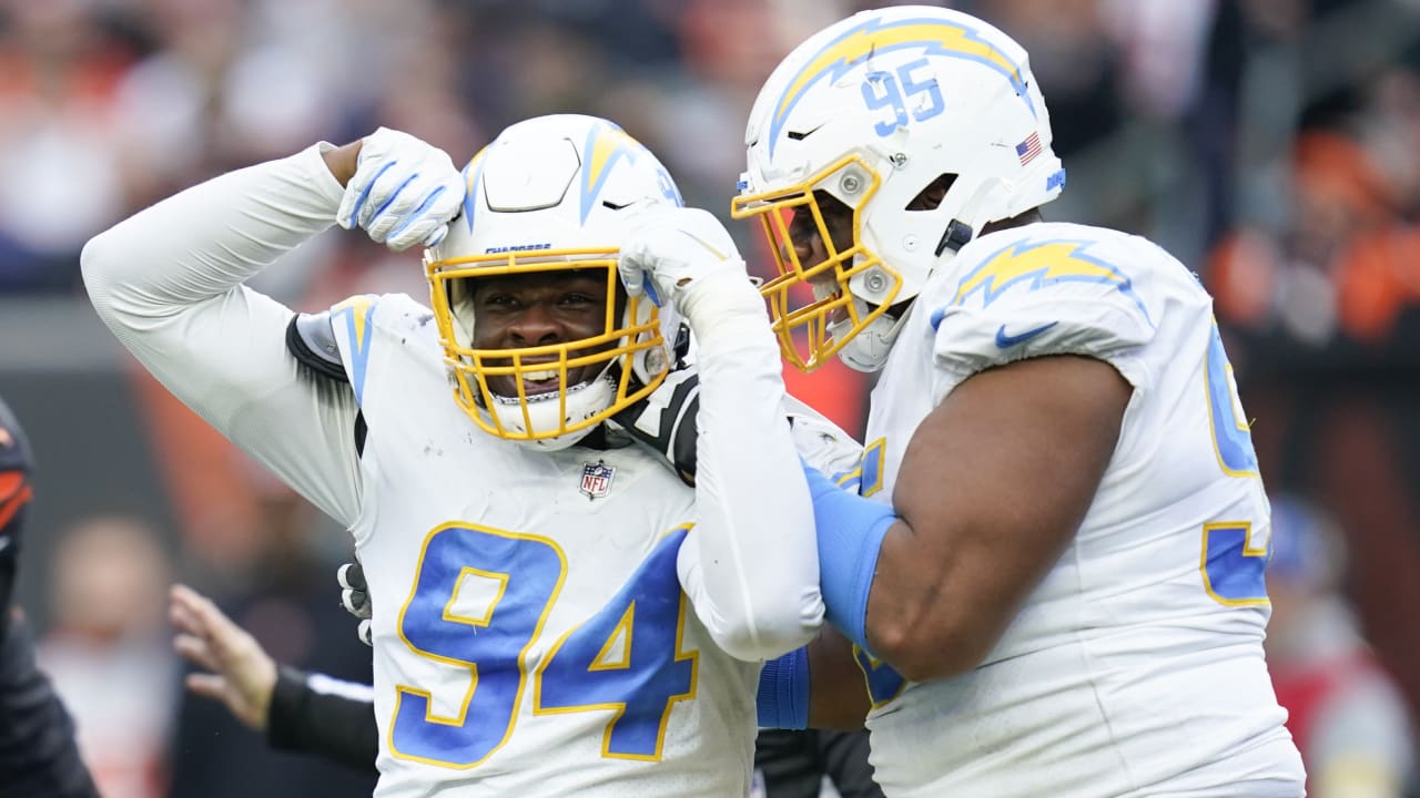 Rookie Los Angeles Chargers linebacker Chris Rumph II barrels down on ...