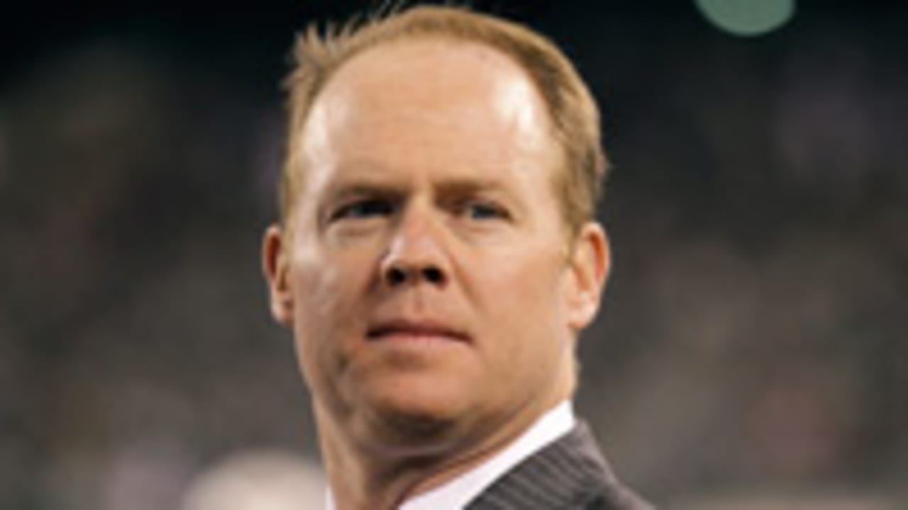 Jeff Ireland clashes with Miami Dolphins fan