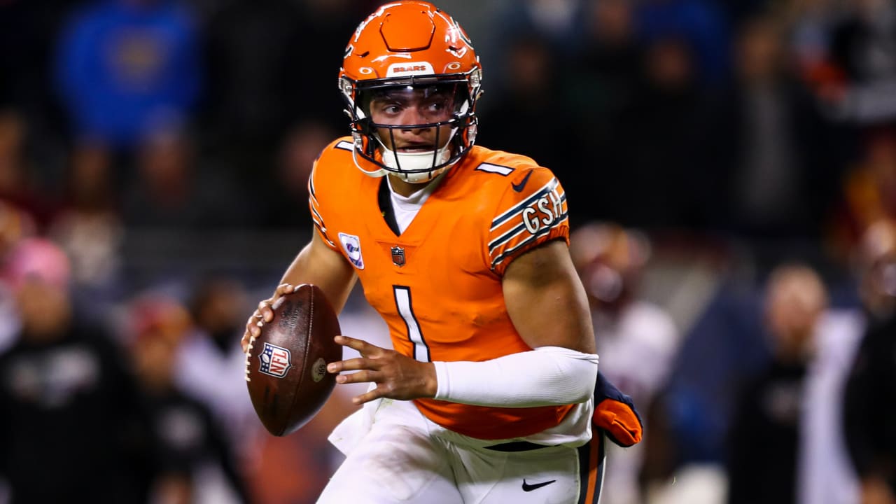 Chicago Bears quarterback Justin Fields' best plays in 278-yard game ...