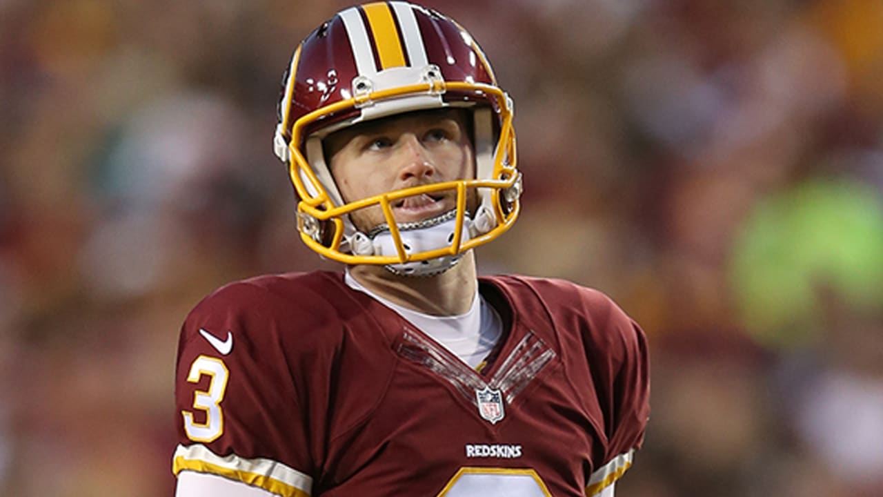 Redskins kicker Dustin Hopkins plunks top of upright