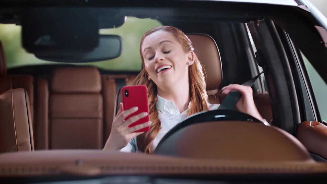 WeatherTech shows off the ease of the CupFone