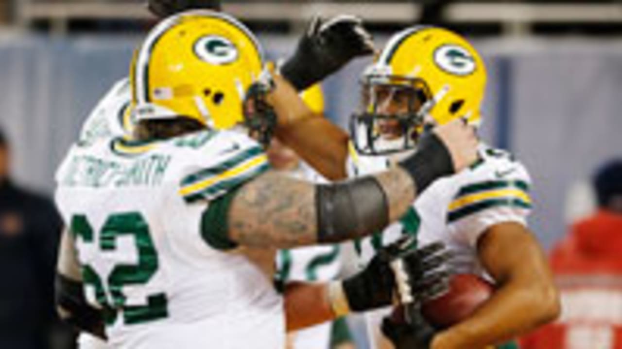 Aaron Rodgers, Randall Cobb add thrilling chapter to rivalry