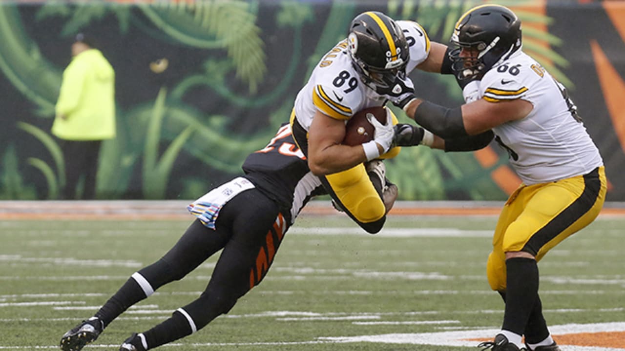 Darius Phillips stops Vance McDonald in red zone on third down