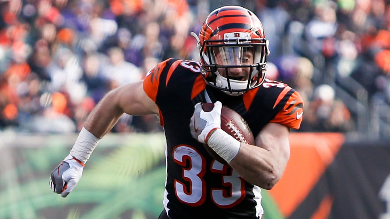Patriots add to backfield stable with Rex Burkhead