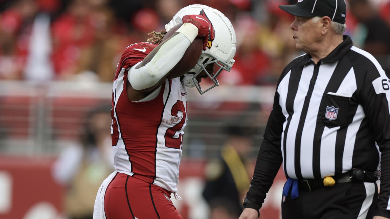 Arizona Cardinals running back Corey Clement powers forward for a 1 ...