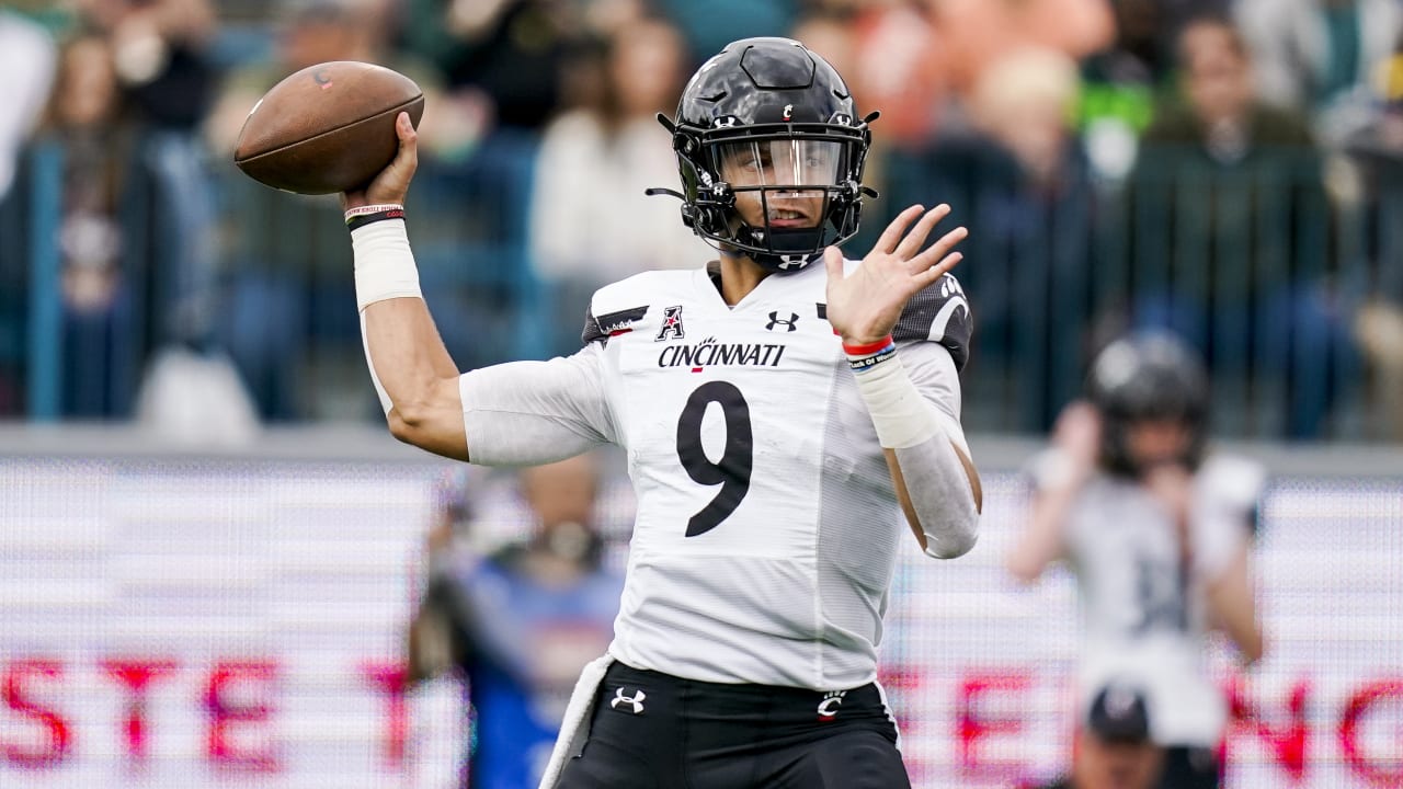 Charles Davis 2022 NFL mock draft 2.0: Steelers surprise with fast ...