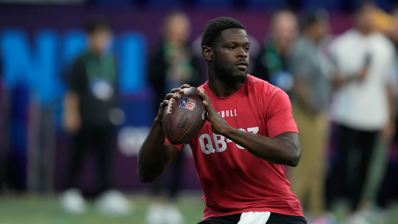 Patriots rookie Malik Cunningham trying to follow Julian Edelman path ...