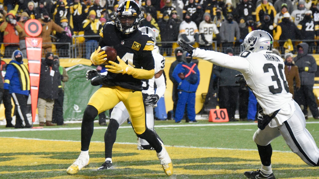 Can't-Miss Play: Pittsburgh Steelers quarterback Kenny Pickett lasers ...