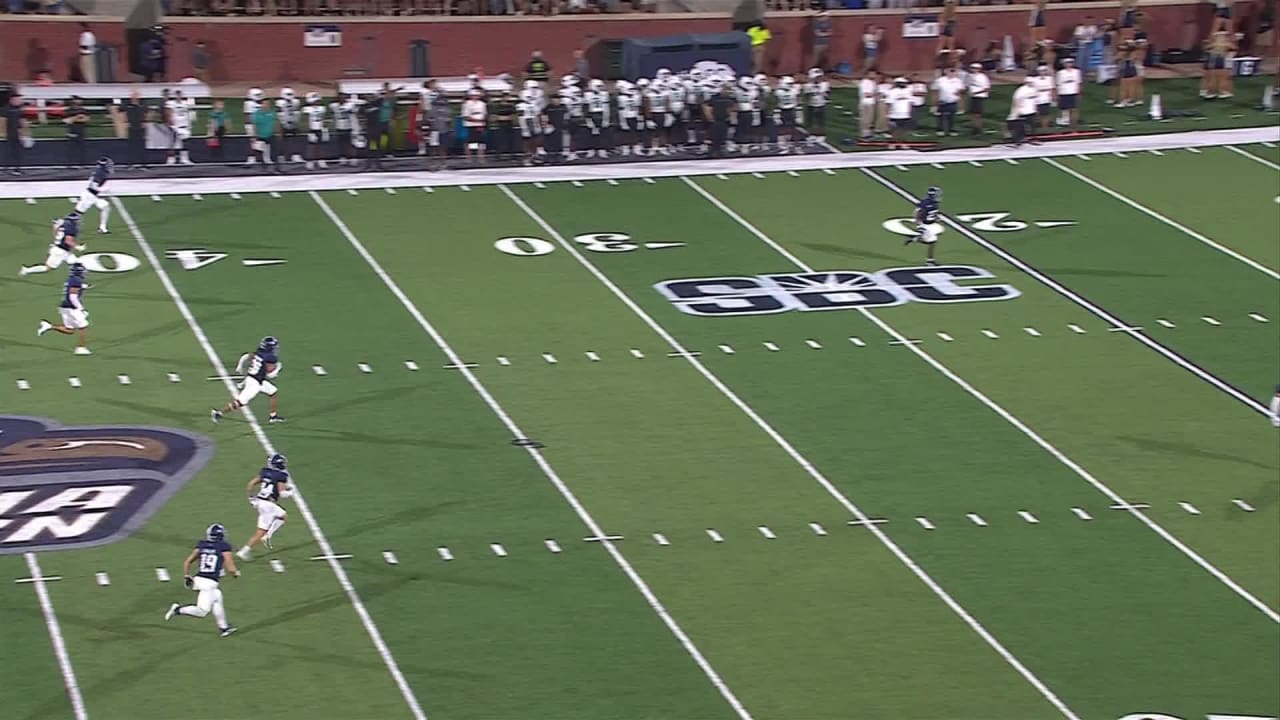 Coastal Carolina Chanticleers quarterback Grayson McCall's checkdown ...