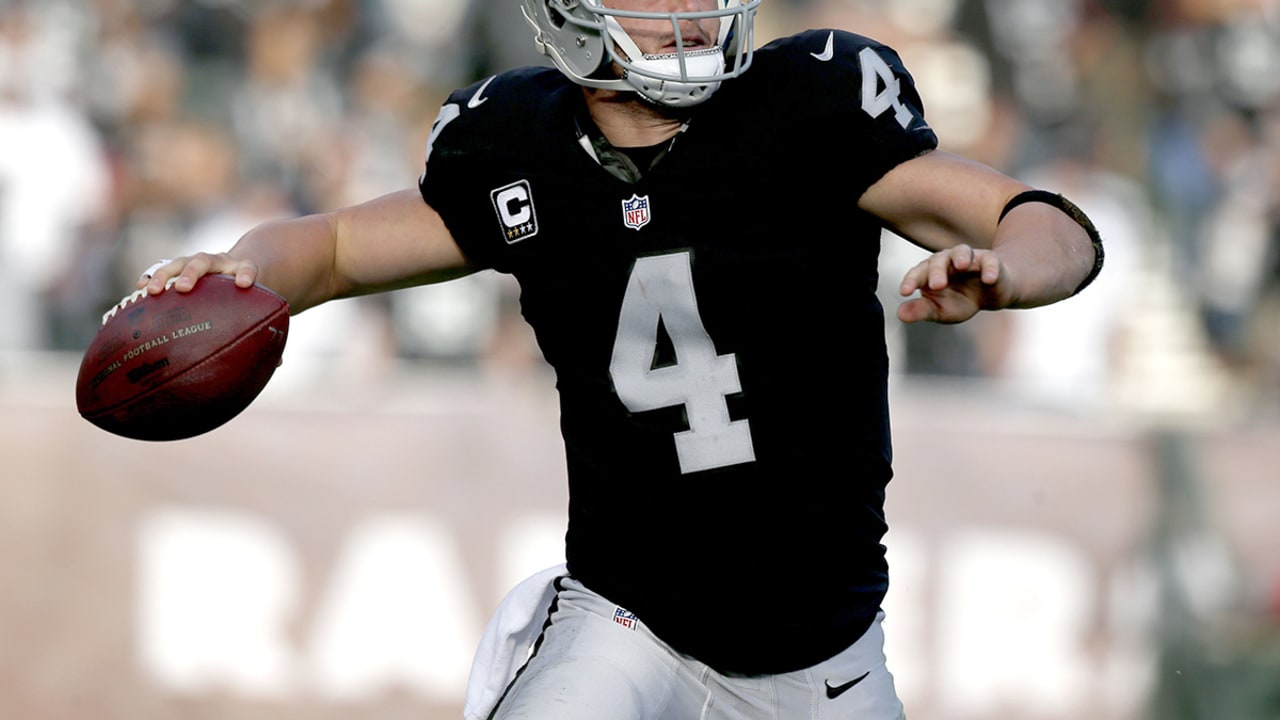 Downfield attack, stingy defense keys Raiders' rally