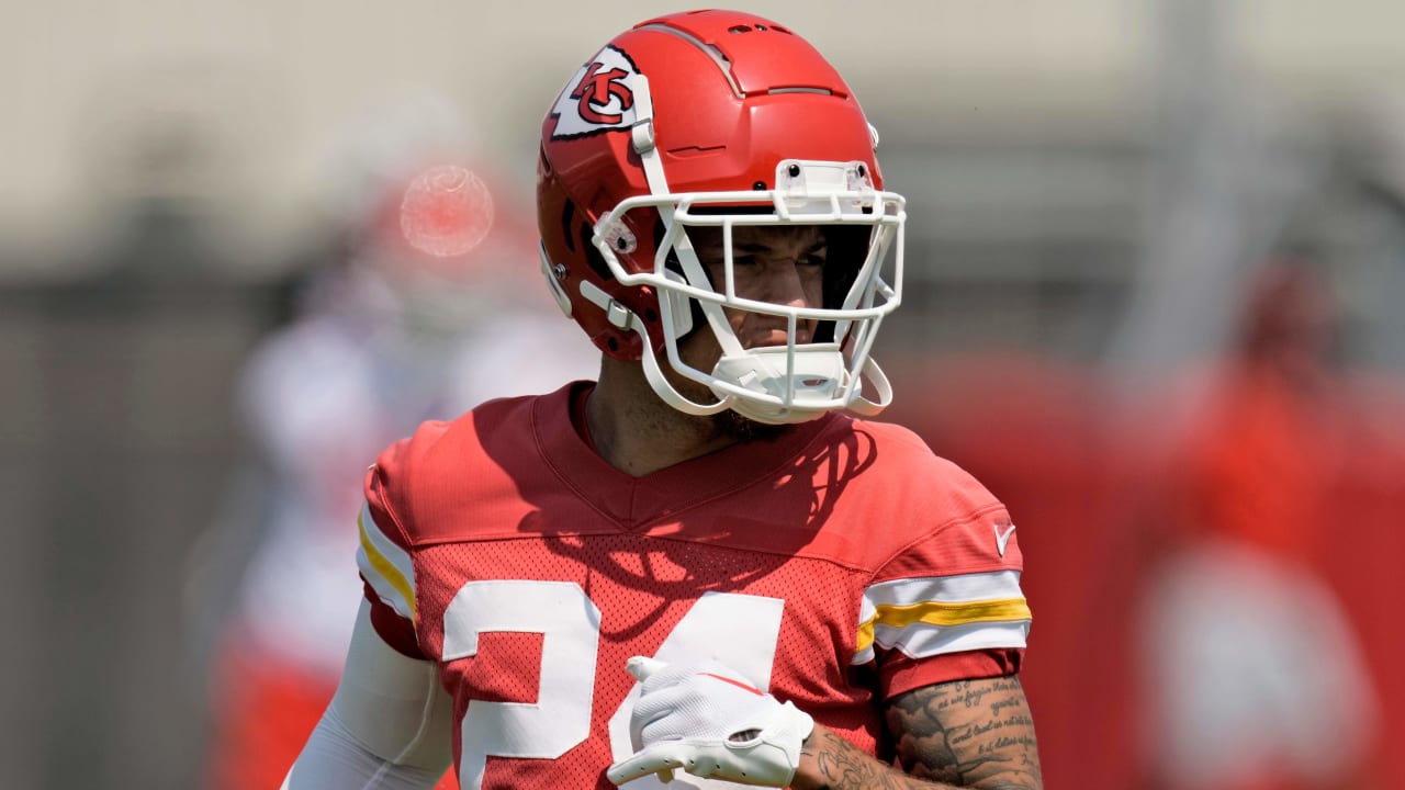 Chiefs high on WR Skyy Moore after quiet rookie year: 'Someone that's ...