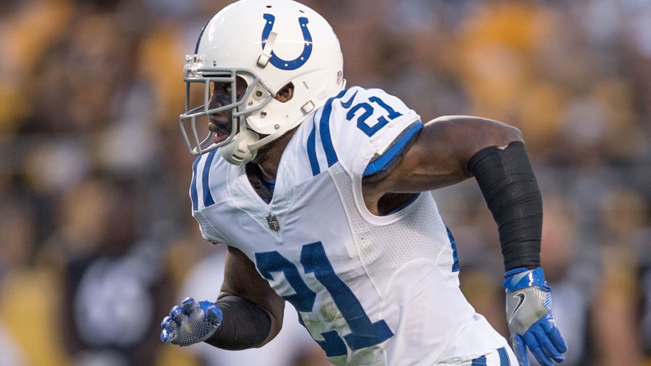 Former Colts CB Vontae Davis visiting Bills Thursday
