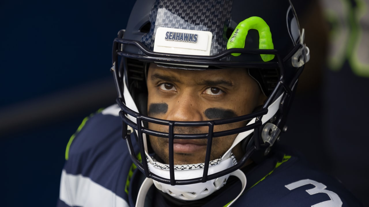 NFL Network's Michael Robinson on quarterback Russell Wilson: I don't ...