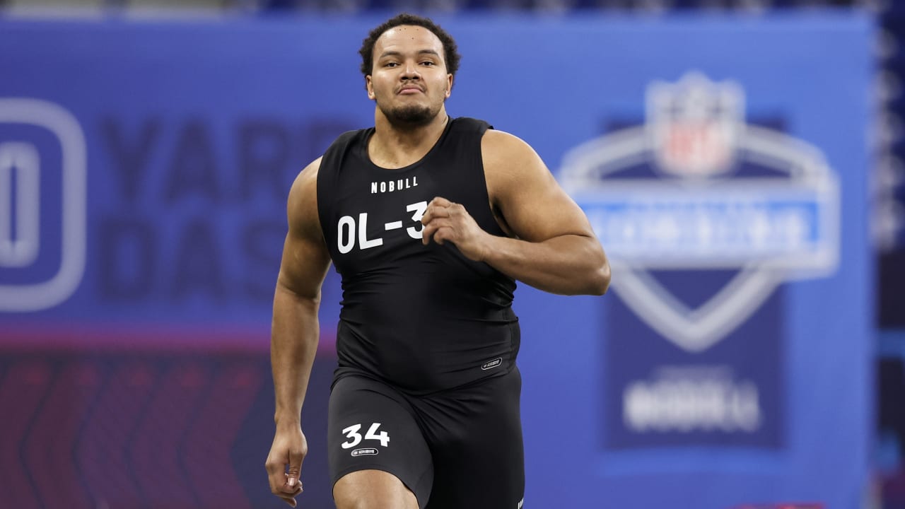 Offensive tackle John Ojukwu runs official 5.24-second 40-yard dash at ...