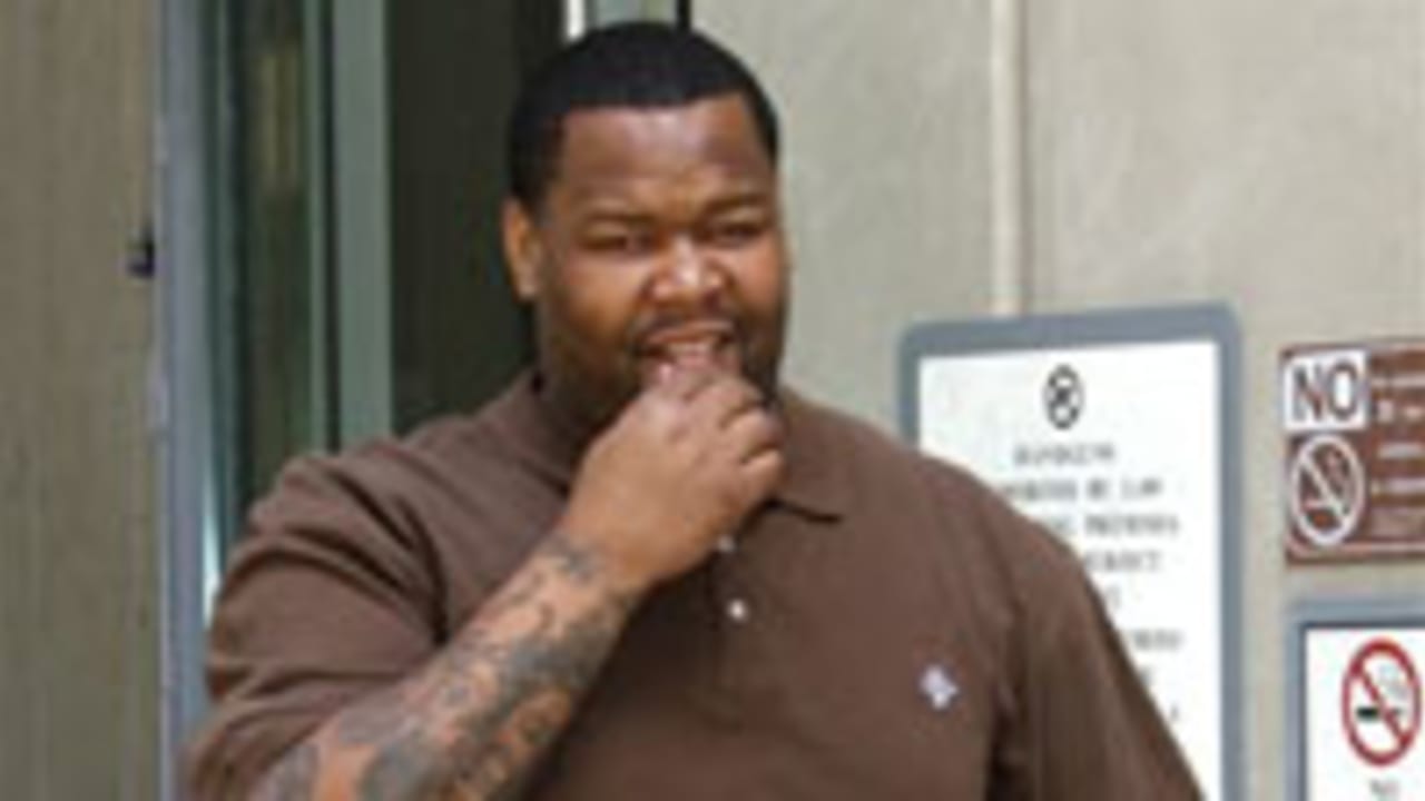 Johnny Jolly makes his return to Green Bay Packers