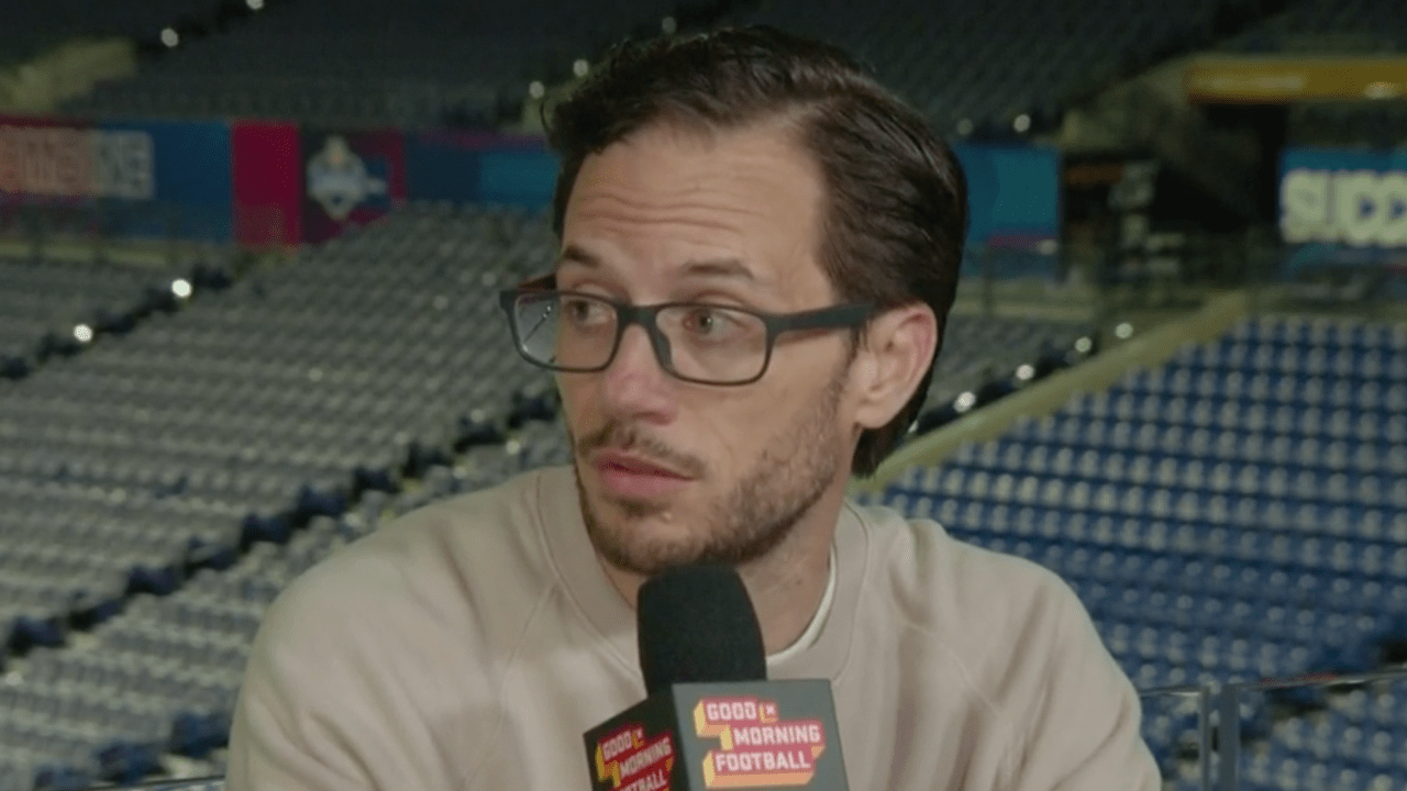 Miami Dolphins head coach Mike McDaniel discusses building relationship ...