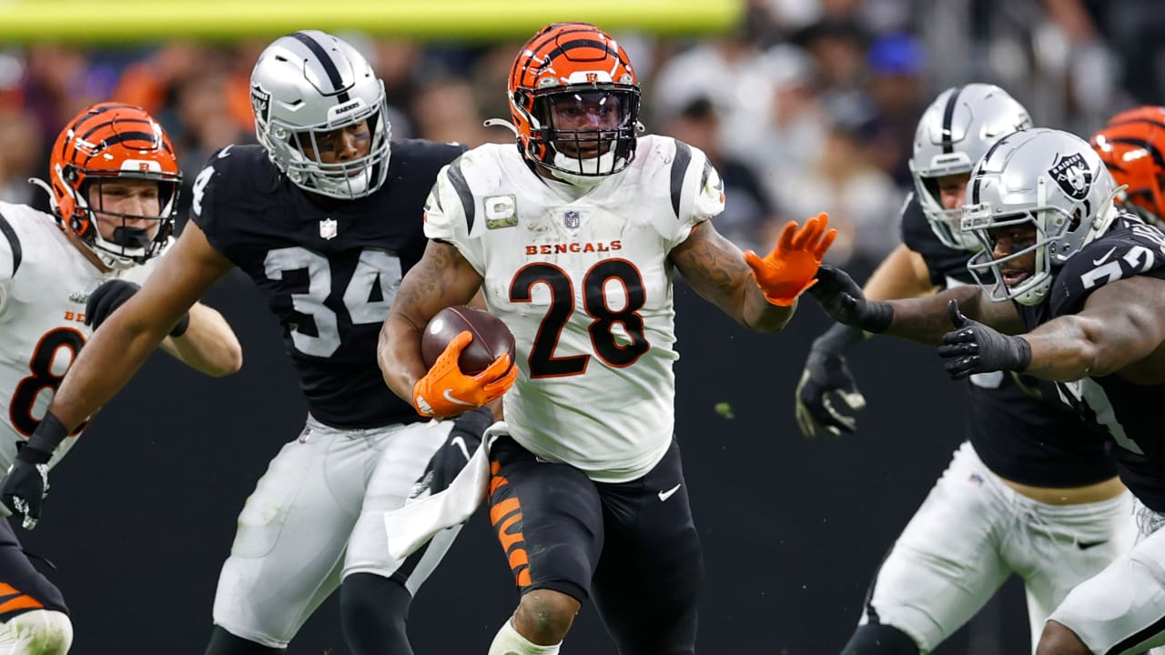CIncinnati Bengals running back Joe Mixon's fake flea flicker nearly ...