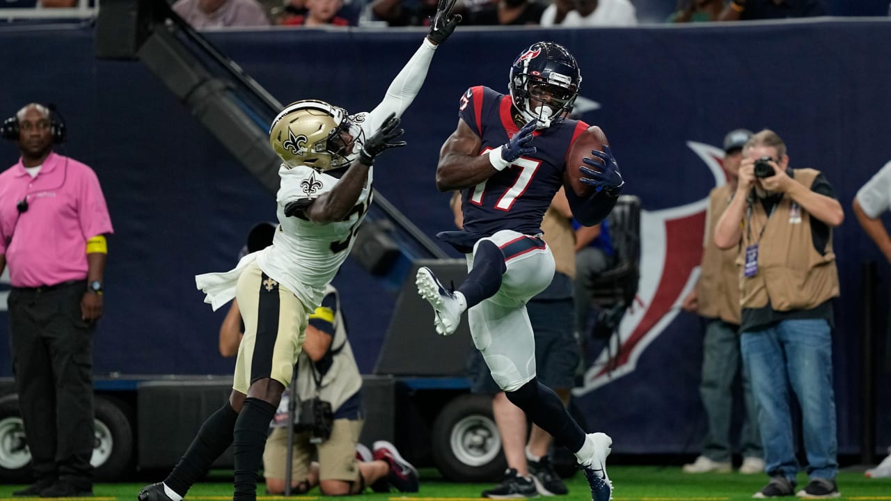 Houston Texans quarterback Jeff Driskel heaves pass to wide receiver ...