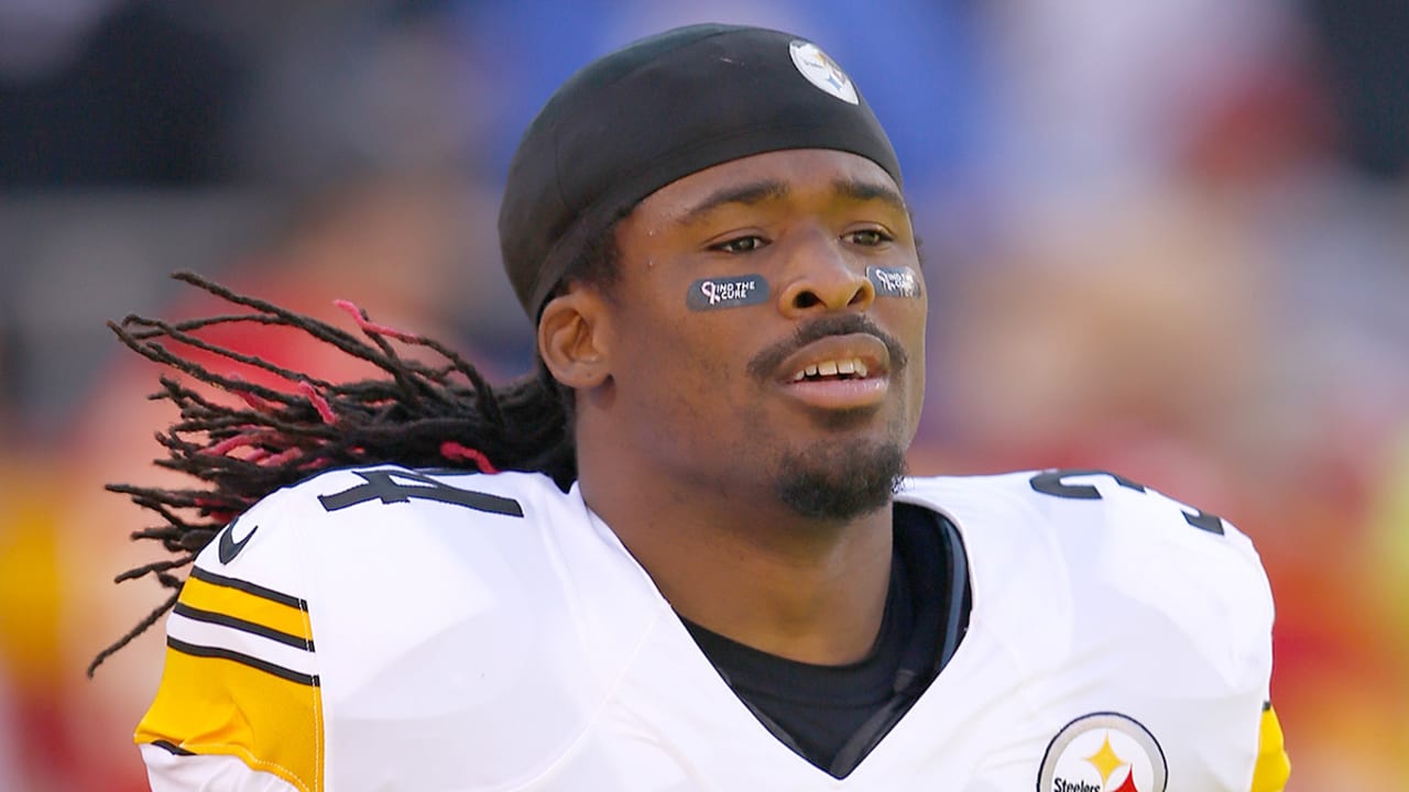 Mother's struggle with cancer inspires DeAngelo Williams