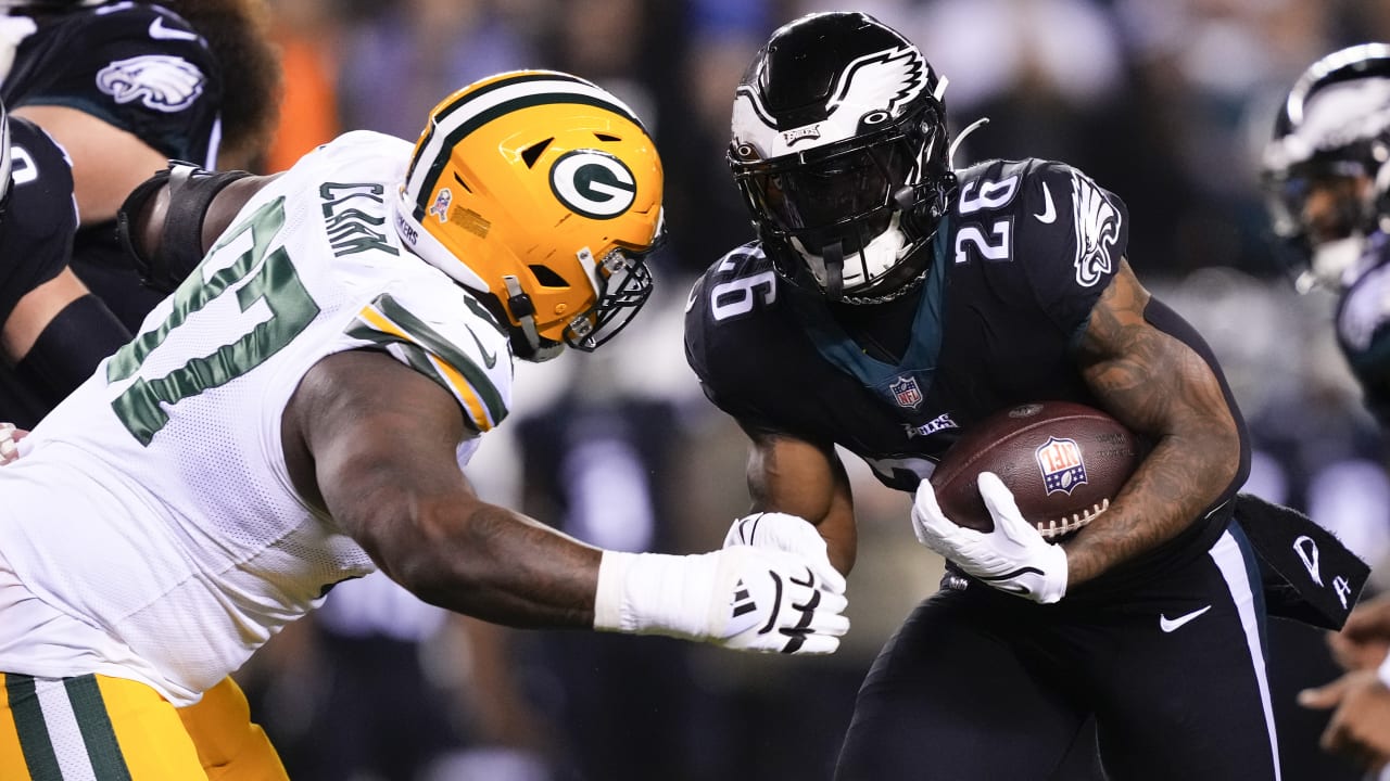 Philadelphia Eagles running back Miles Sanders barges through goal-line ...